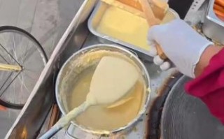 家常摊饼面糊怎样做_摊饼面糊比例怎么调