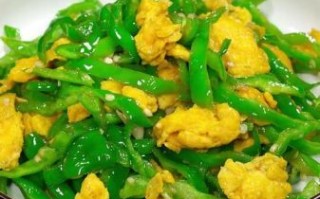 辣椒炒蛋怎么炒才嫩_辣椒炒蛋要不要加水