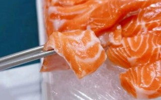 三文鱼生吃好吃吗_生吃三文鱼什么味道