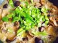 香菇怎么炒好吃_香菇炖鸡怎么做