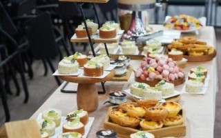 冷餐会摆台怎么布置_冷餐会摆台注意事项