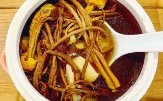 茶树菇瘦肉汤的做法_茶树菇瘦肉汤的功效