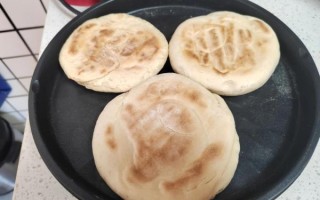 肉夹馍饼胚怎么做_家庭版白吉馍配方