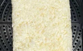 剩米饭怎么做锅巴_锅巴的做法窍门