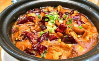 砂锅肥肠炖豆腐怎么做_砂锅肥肠炖豆腐好吃吗