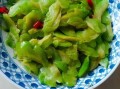 清炒苦瓜怎么炒不苦_苦瓜怎么炒好吃又简单
