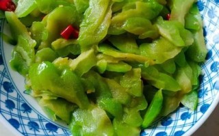 清炒苦瓜怎么炒不苦_苦瓜怎么炒好吃又简单