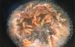 盐水虾煮几分钟_盐水虾怎么煮才鲜嫩