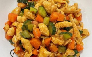 宫保鸡丁怎么做才正宗_饭店宫保鸡丁做法揭秘