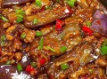 酱香肉末茄子怎么做_酱香肉末茄子家常做法
