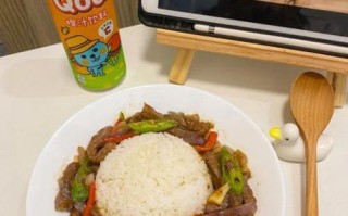 黑椒牛柳炒饭怎么做_黑椒牛柳炒饭热量高吗