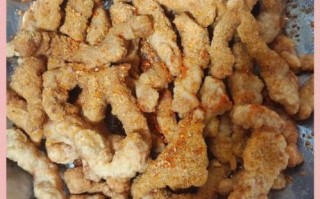 炸里脊怎么做才外酥里嫩_炸里脊用面粉还是淀粉