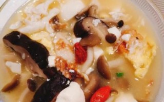 豆腐蘑菇汤三鲜的做法_怎么做才鲜掉眉毛