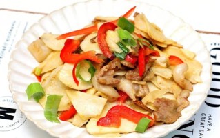 鲜竹笋怎么做好吃_鲜竹笋炒什么最香