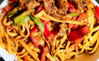 黑椒牛柳炒意面怎么做_黑椒牛柳炒意面酱汁比例