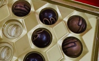 酒心巧克力怎么保存_酒心巧克力会醉吗 酒心巧克力怎么保存_酒心巧克力会醉吗