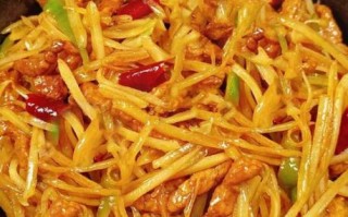 土豆片炒肉丝怎么做_土豆片炒肉丝先炒哪个