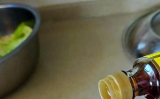 茴子白怎么凉拌好吃_凉拌茴子白要不要焯水