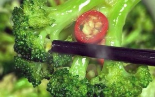 西兰花怎样做最好吃_西兰花怎么炒才脆嫩