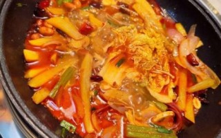 干锅猪蹄怎么做才好吃_干锅猪蹄最正宗的做法