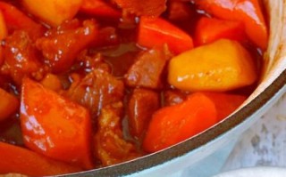牛肉炖红萝卜怎么做_家常做法窍门