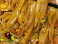 炒河粉怎么做_炒河粉热量高吗