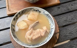 粉葛煲猪骨汤配什么_粉葛猪骨汤加什么好喝