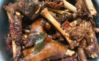胡辣羊蹄怎么做才软烂入味_正宗胡辣羊蹄配方