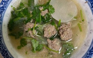 萝卜素丸子汤的做法_萝卜素丸子汤怎么做好吃