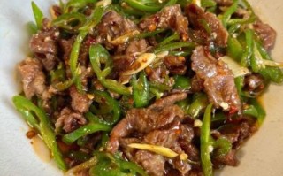 青椒炒牛肉怎么炒才嫩_青椒炒牛肉家常做法