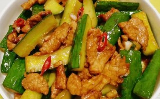 黄瓜炒肉片正宗四川味怎么做_家常川味黄瓜炒肉片技巧
