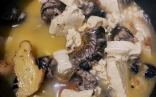 黄鳝汤怎么烧汤会变白_如何让鳝鱼汤浓白