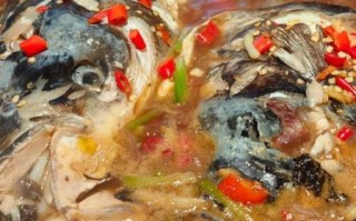 鱼头火锅怎么做_鱼头火锅的家常做法