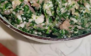 荠菜猪肉饺子馅怎么调才鲜嫩_荠菜猪肉饺子馅的做法窍门 荠菜猪肉饺子馅怎么调才鲜嫩_荠菜猪肉饺子馅的做法窍门