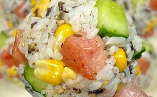 彩色饭团怎么做_彩色饭团需要哪些配料