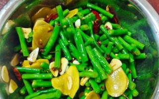 腌酸豇豆怎么做_酸豇豆怎么腌才脆爽