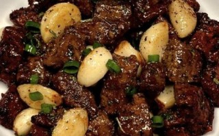 黑椒牛肉粒怎么做好吃_黑椒牛肉粒腌制秘诀