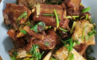 炖刀鱼怎么做_刀鱼怎么炖不腥