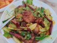 包菜回锅肉怎么做好吃_包菜回锅肉图片真实做法