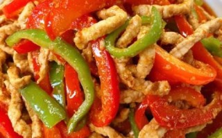 青辣椒炒肉怎么做_青辣椒炒肉用什么肉最好
