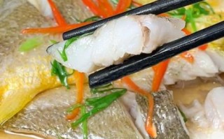 清蒸大黄花鱼怎么做_大黄花鱼蒸多久才鲜嫩