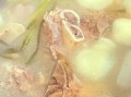 棒骨汤怎么炖才白_棒骨汤需要焯水吗