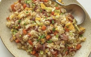 培根炒饭怎么做_培根炒饭需要哪些材料