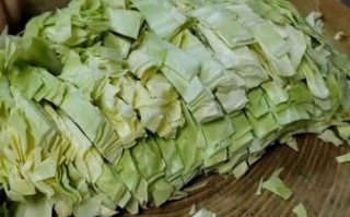 卷心菜怎么切丝_卷心菜怎么切块