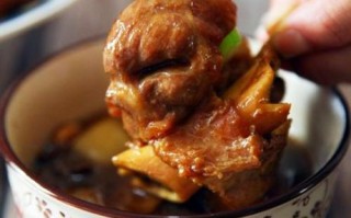 棒子骨怎么炖好吃_棒子骨炖多久才入味