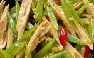 凉拌芹菜怎么做才脆_凉拌芹菜要不要焯水