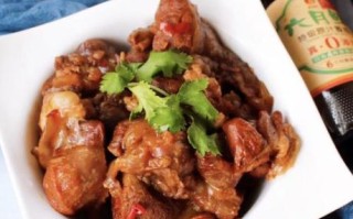 炖羊腿肉怎么做好吃_炖羊腿肉用高压锅还是砂锅