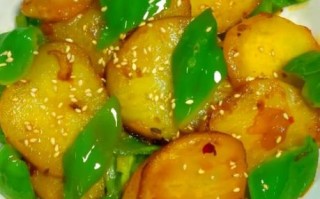 青椒土豆片怎么做_青椒土豆片热量高吗