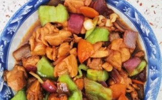 香辣鸡块怎么炒才入味_家常香辣鸡块做法