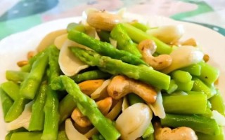 腰果配什么菜炒好吃_腰果炒菜的经典搭配